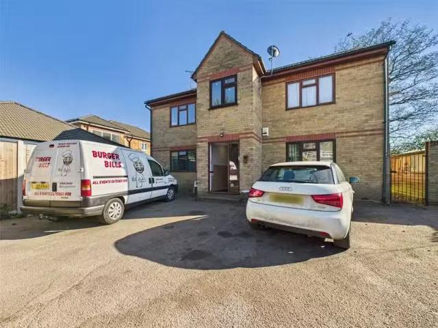1 bedroom Flat to rent, Lisa Court Marlborough Road, Romford.