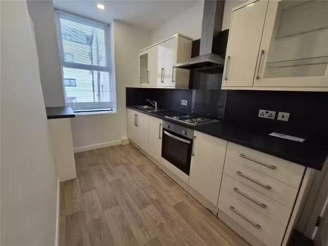 1 bedroom Flat to rent, Radford Road, Plymouth, PL1 £875 pcm