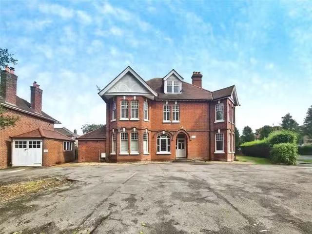 1 bedroom Flat to rent, Redlands Drive, Southampton, SO19 £95.