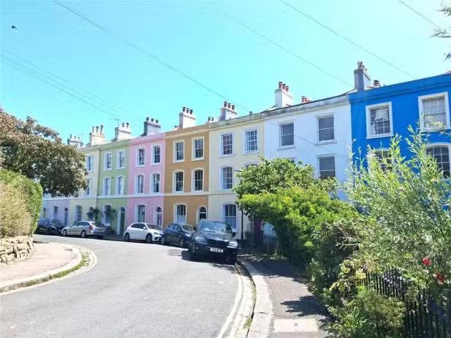 1 bedroom Flat to rent, Stanhope Place, St. Leonards On Sea, T.
