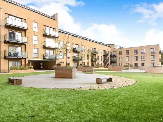 1 bedroom Flat to rent, The Embankment, Nash Mills Wharf, HP3.