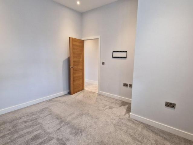 1 bedroom Flat To Rent Total Size: 506 SQ FT