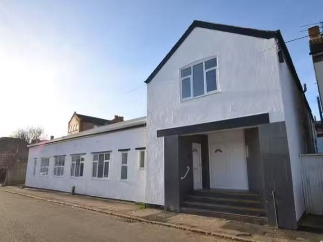 1 bedroom Flat to rent, Tresham Street, Kettering, NN16 £775.