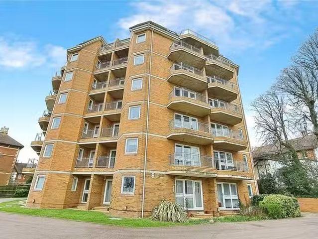 1 bedroom Flat to rent, Upper Maze Hill, St. Leonards on Sea.