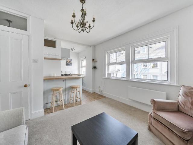 1 bedroom flat to rent