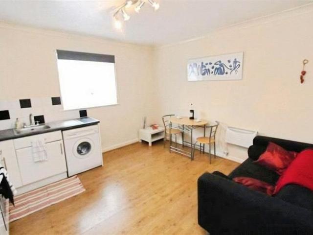1 bedroom flat to rent
