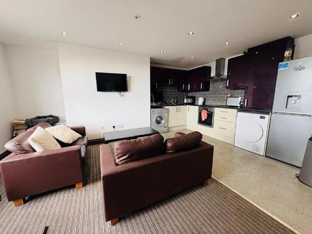 1 bedroom house of multiple occupation to rent