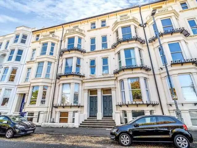 1 bedroom Flat to rent, 14Western Parade, Southsea, PO5 £975.