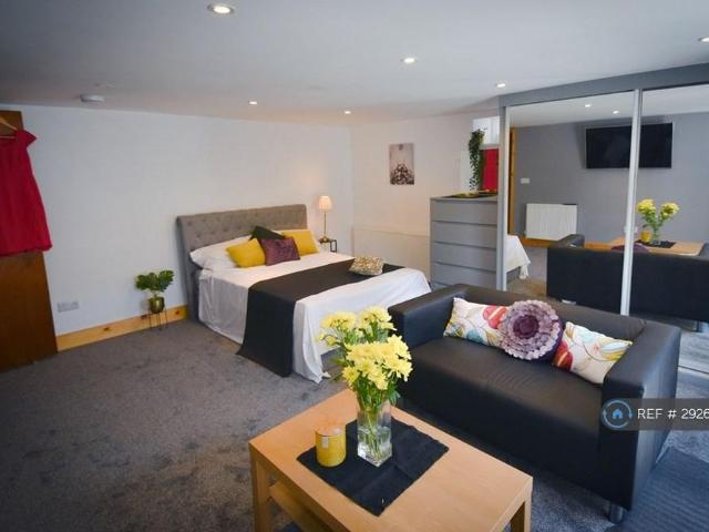 1 bedroom flat to rent