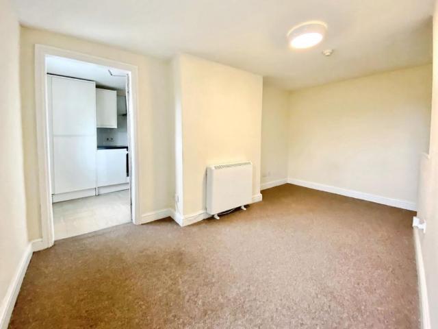1 bedroom flat to rent