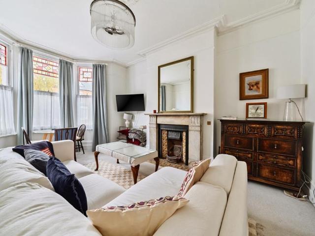 1 bedroom flat to rent