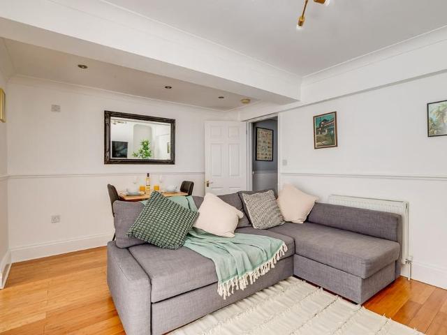 1 bedroom flat to rent