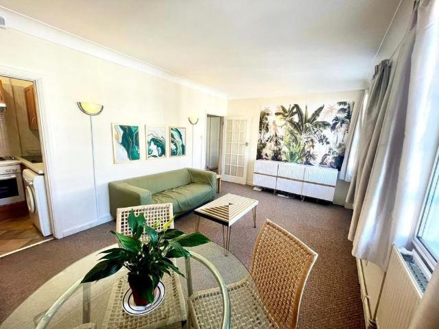 1 bedroom flat to rent