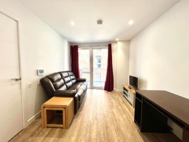 1 bedroom Flat To Rent