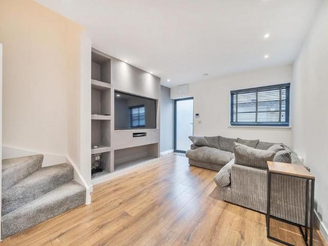1 bedroom flat to rent
