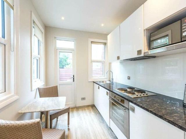 1 bedroom flat to rent