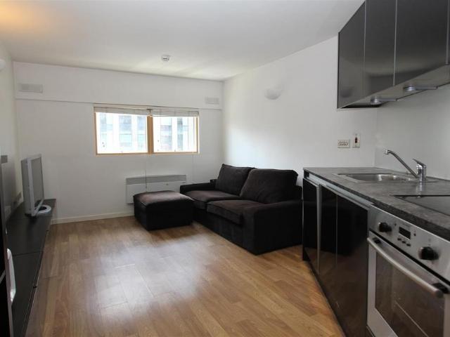 1 bedroom flat to rent