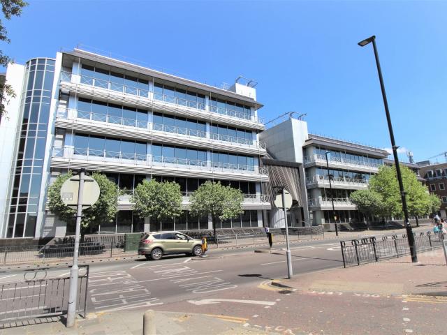 1 Bedroom Flat To Rent £1,185 pcm