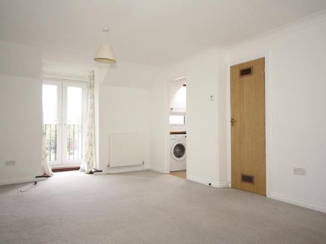 1 bedroom flat to rent