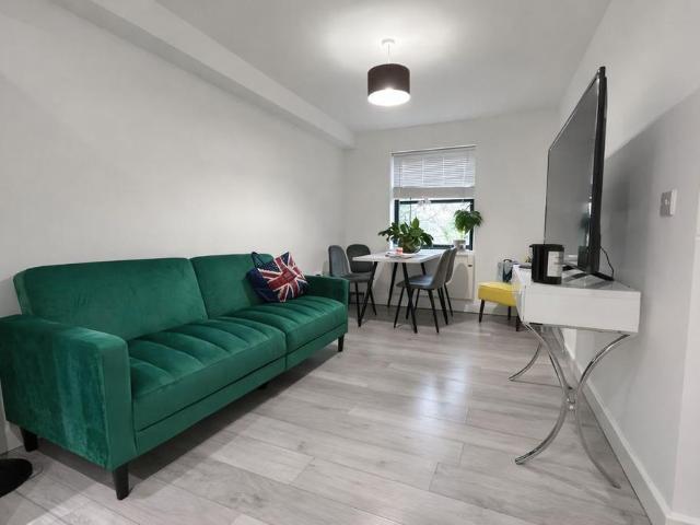 1 bedroom flat to rent