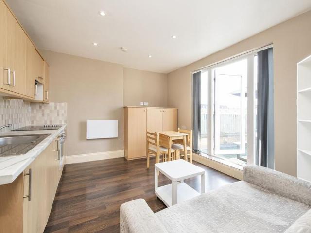 1 bedroom flat to rent