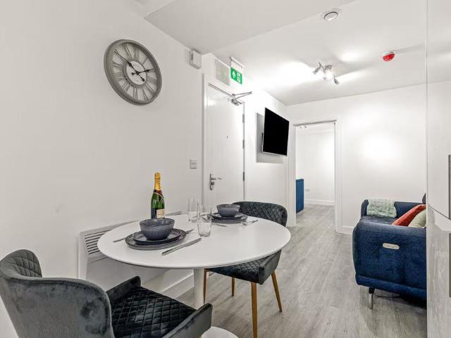 1 bedroom flat to rent