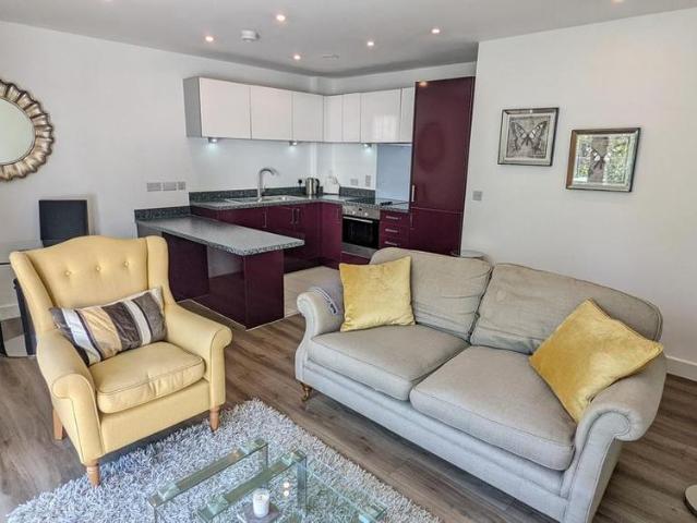 1 bedroom flat to rent