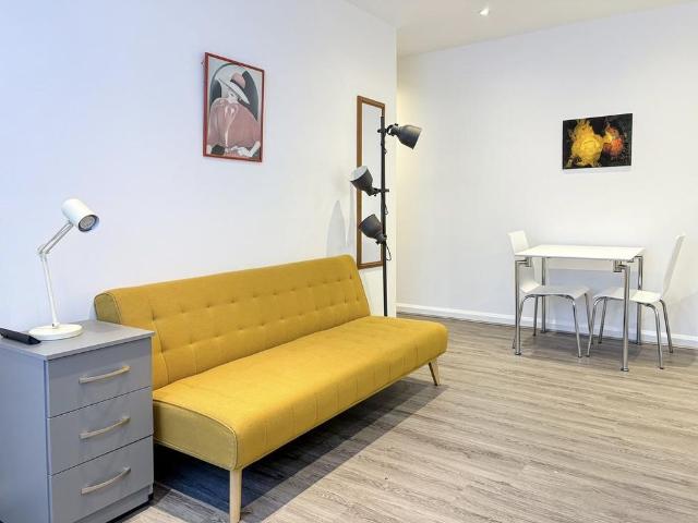 1 bedroom flat to rent