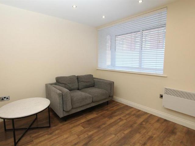 1 bedroom flat to rent