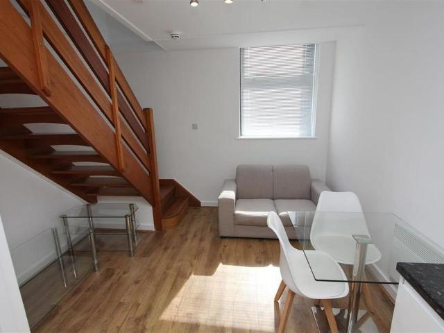 1 bedroom flat to rent