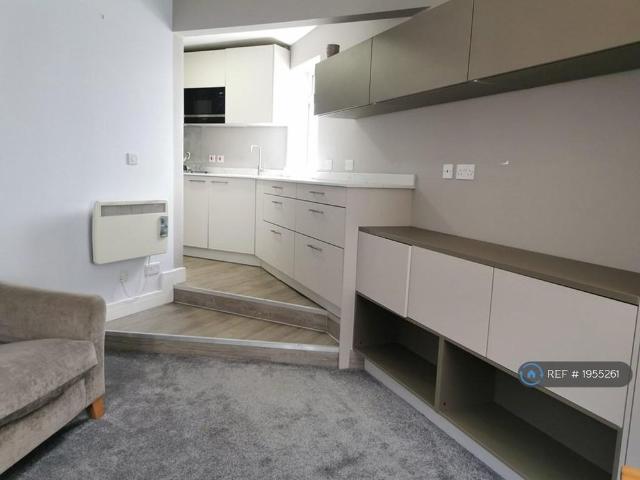 1 bedroom flat to rent