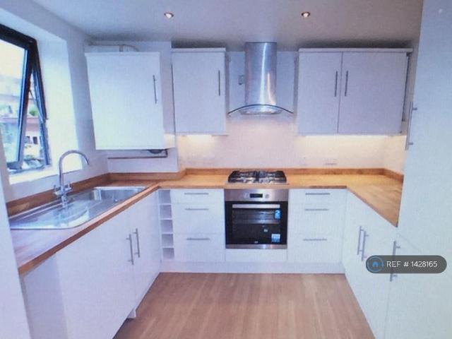 1 bedroom flat to rent