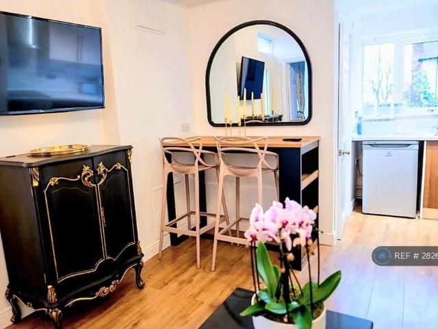 1 bedroom flat to rent