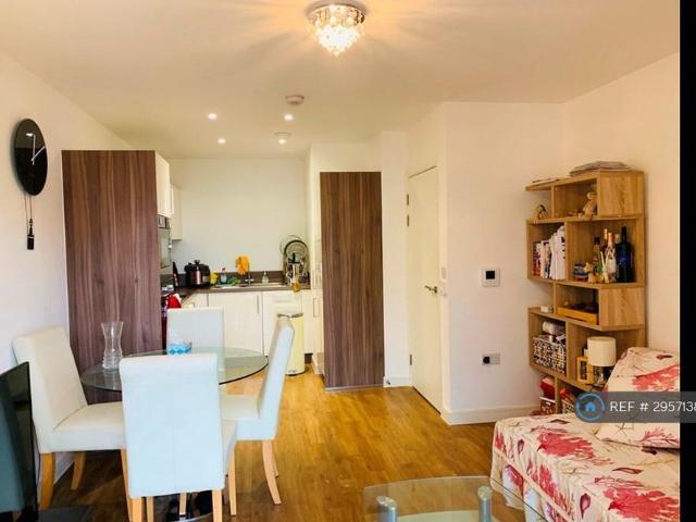1 bedroom flat to rent
