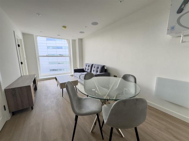 1 Bedroom Flat To Rent