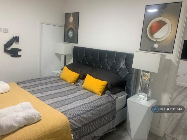 1 bedroom flat to rent