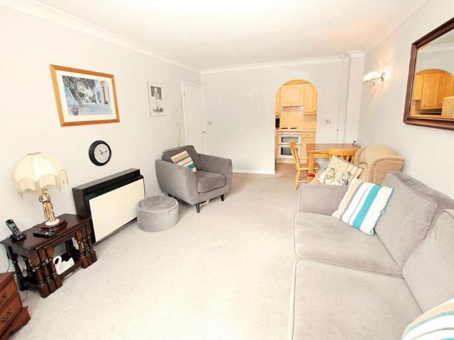 1 bedroom flat to rent
