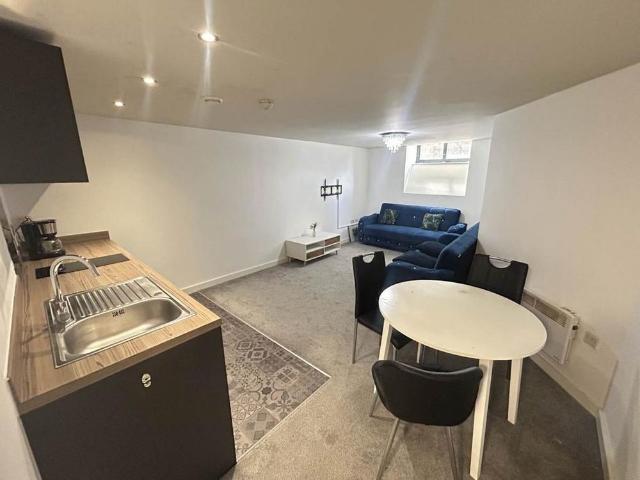 1 bedroom flat to rent