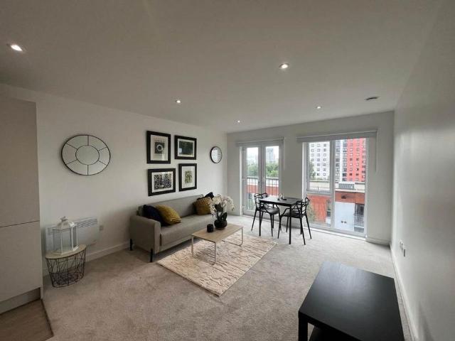 1 bedroom flat to rent