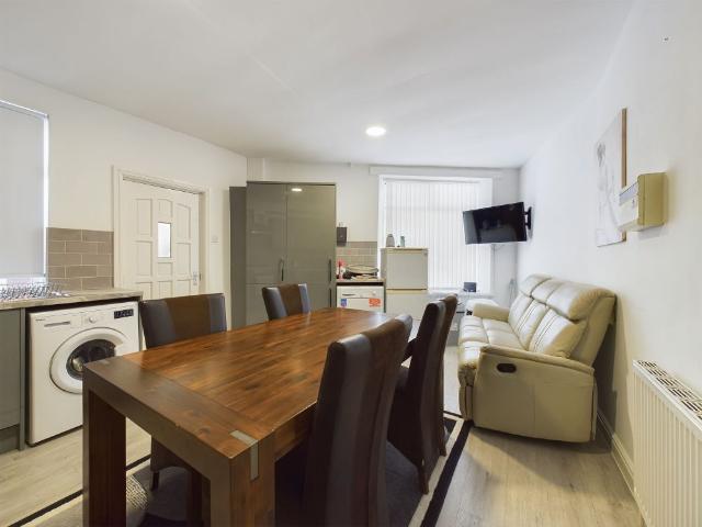 1 bedroom Flat to rent