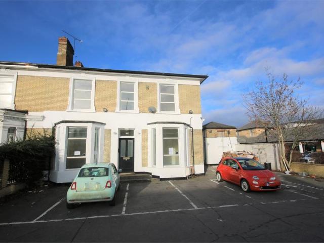 1 bedroom house share to rent