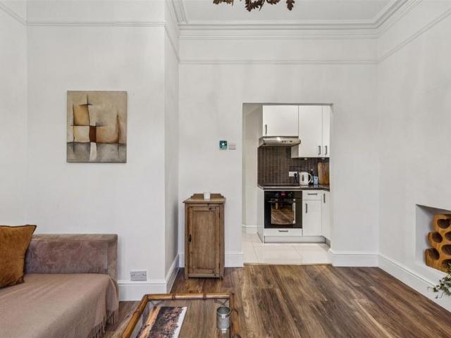 1 bedroom flat to rent