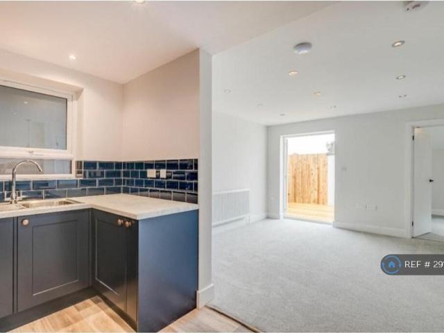 1 bedroom flat to rent