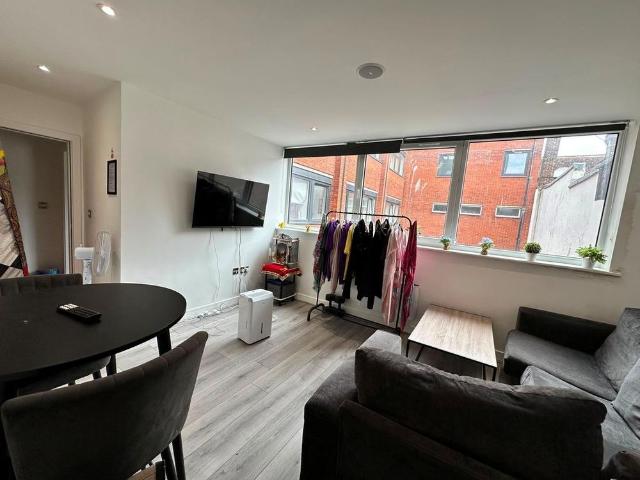 1 bedroom flat to rent