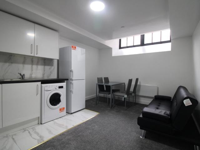 1 bedroom Flat To Rent