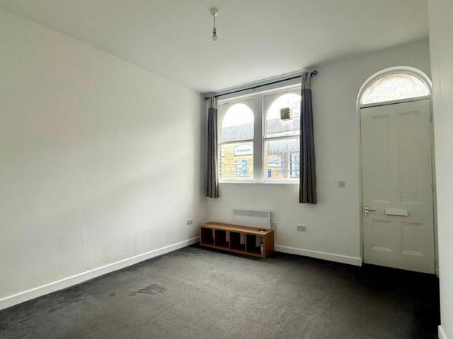 1 bedroom Flat To Rent