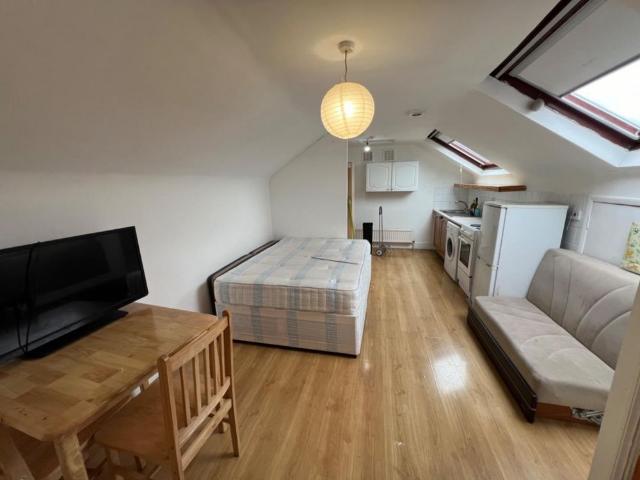 1 bedroom Flat To Rent