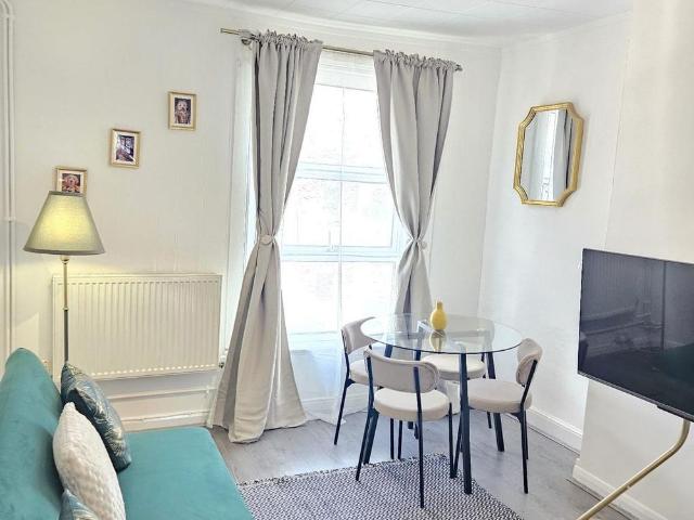 1 bedroom flat to rent