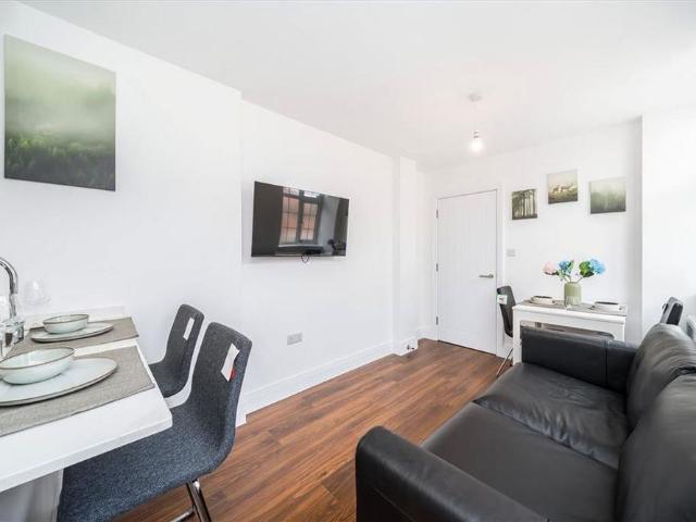 1 bedroom flat to rent