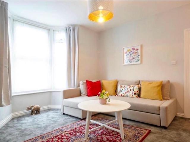 1 bedroom flat to rent